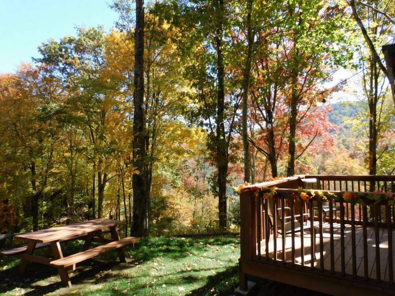 RV Park in Franklin NC and the Smoky Mountains - Deer Springs